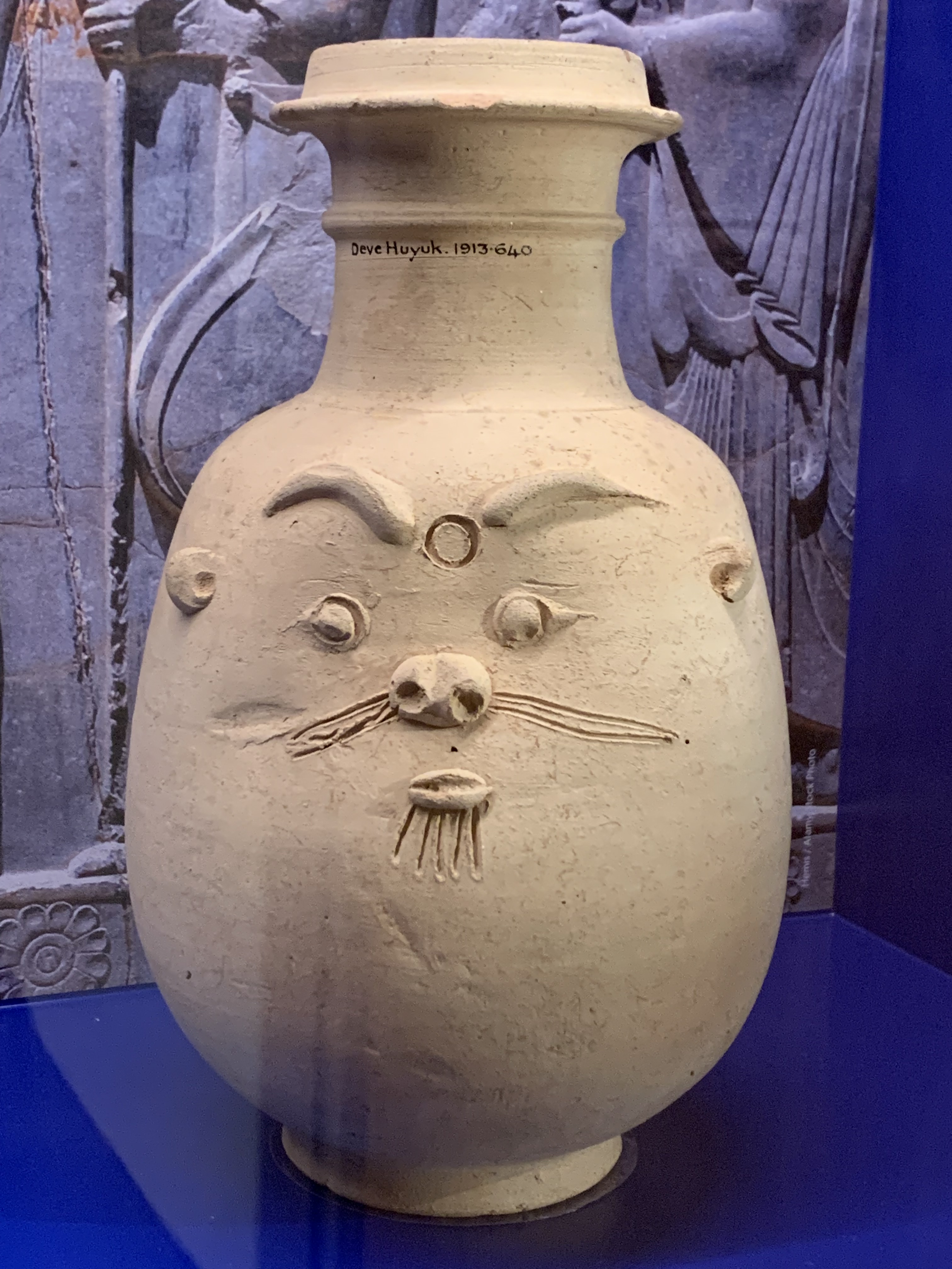 Bes – the tambourine shaking, snake strangling, protector of children ...